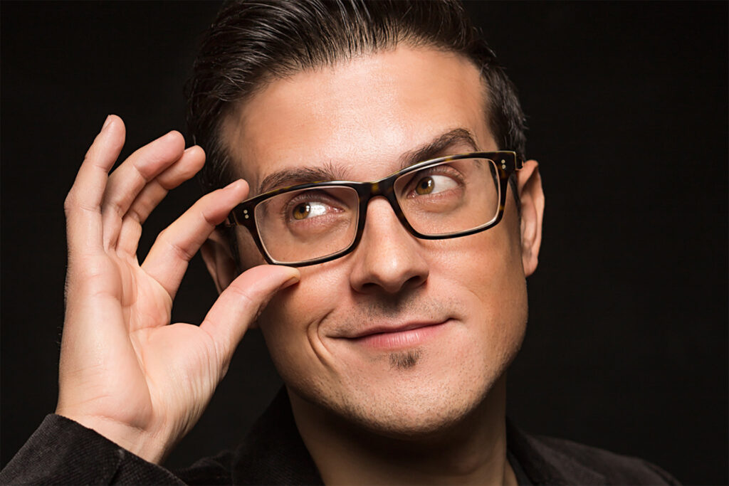 Vuelve al Teatro Alfil «El peliculero», de Víctor Parrado – Voz Paralela